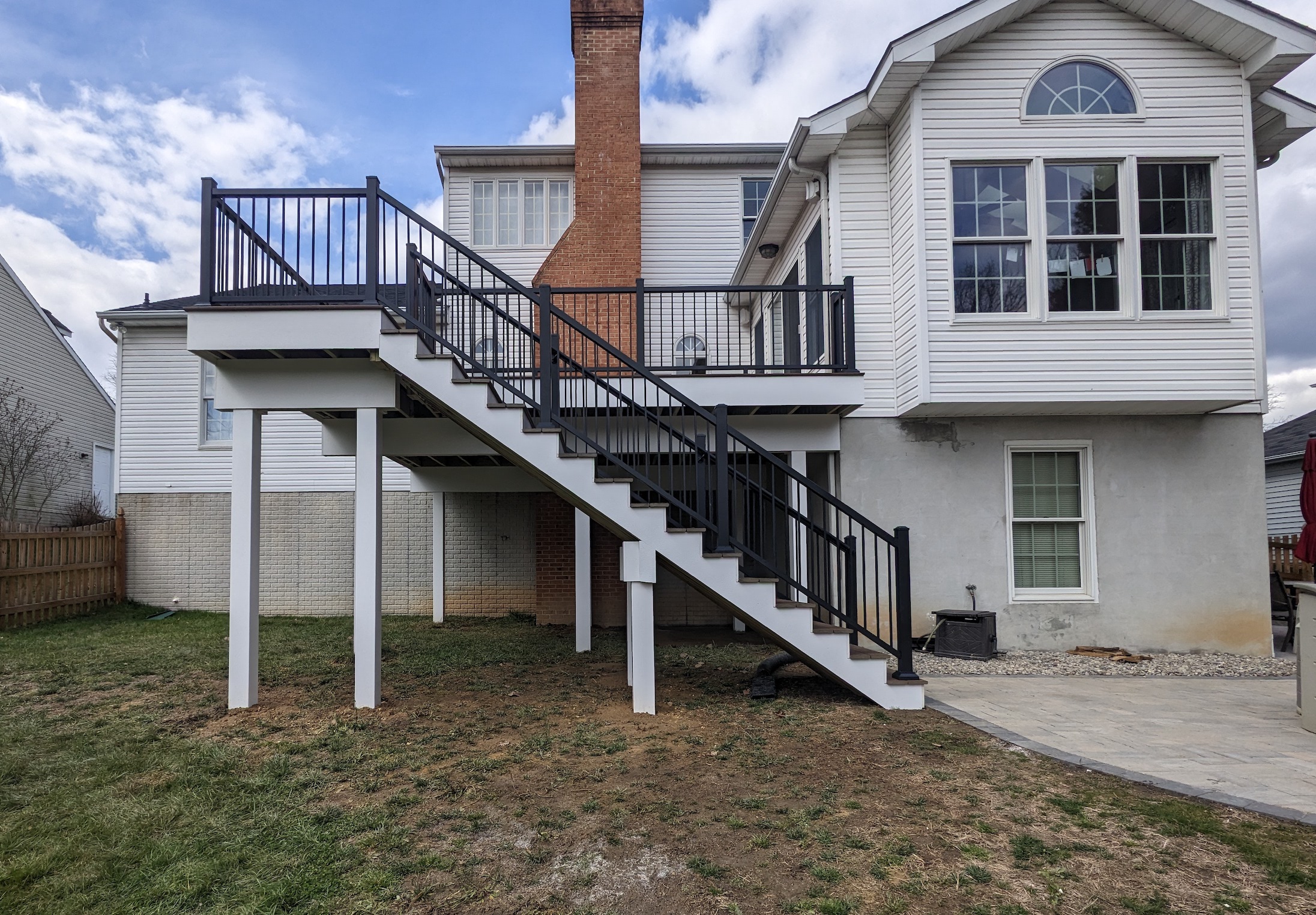 Makeover Monday: Modern Decking Upgrade in Ellicott City | Fence & Deck ...