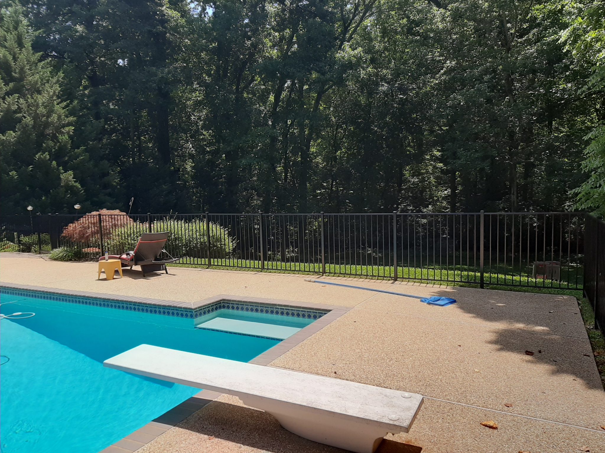 Best Fence Options for Your Backyard Pool | Fence & Deck Connection Blog