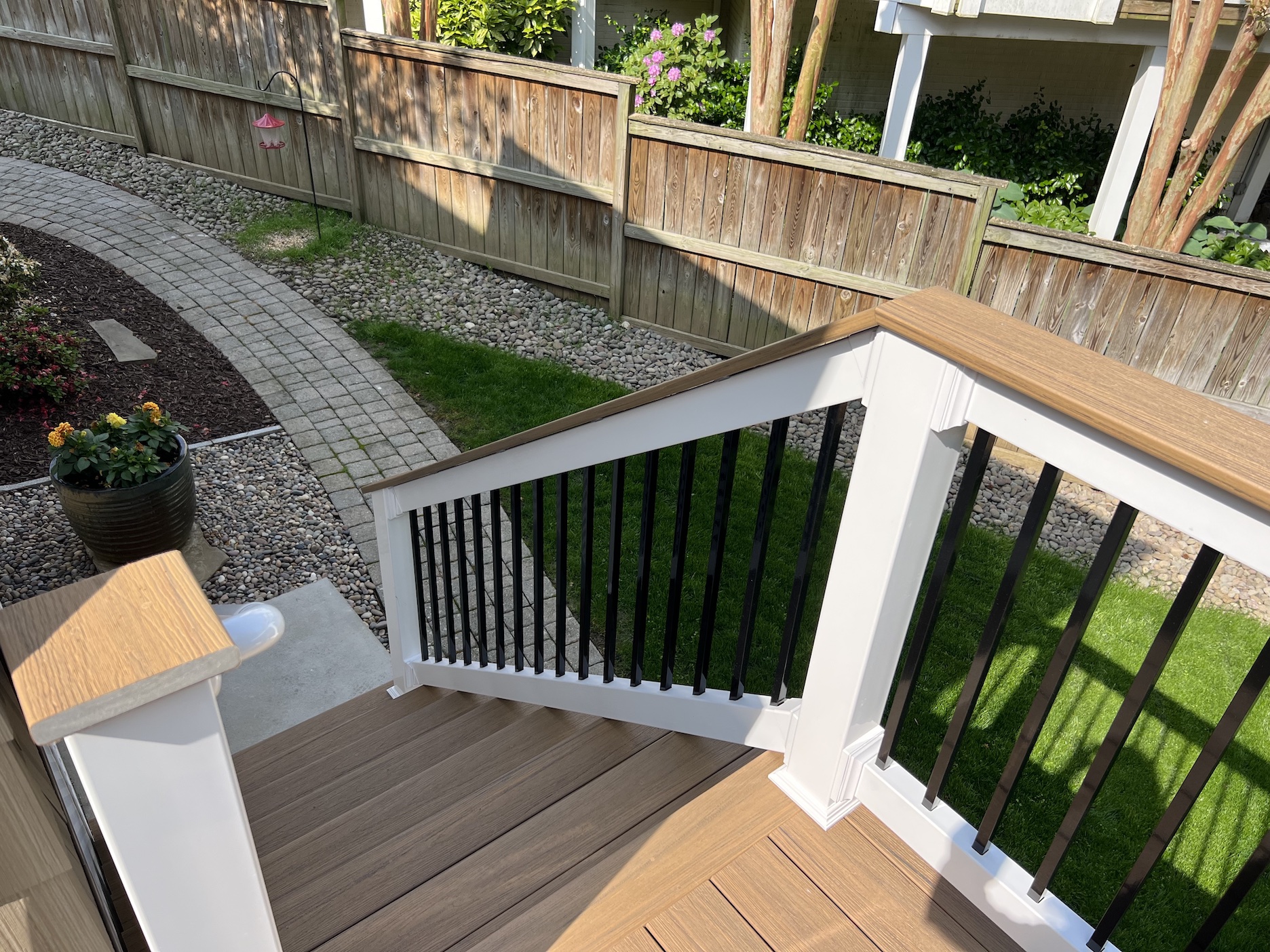 Deck Railing Ideas to Update Your Outdoor Space | Fence & Deck ...