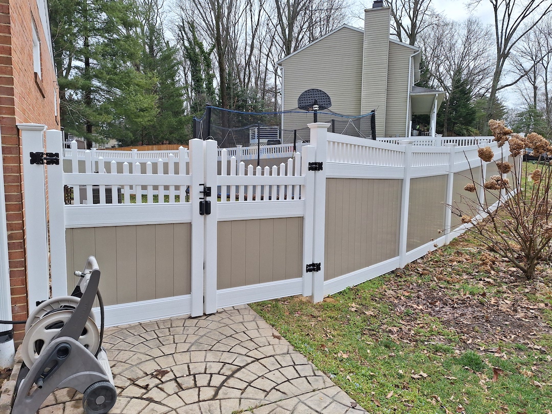 Makeover Monday: Two-Toned Fence in Annapolis, Maryland | Fence & Deck ...