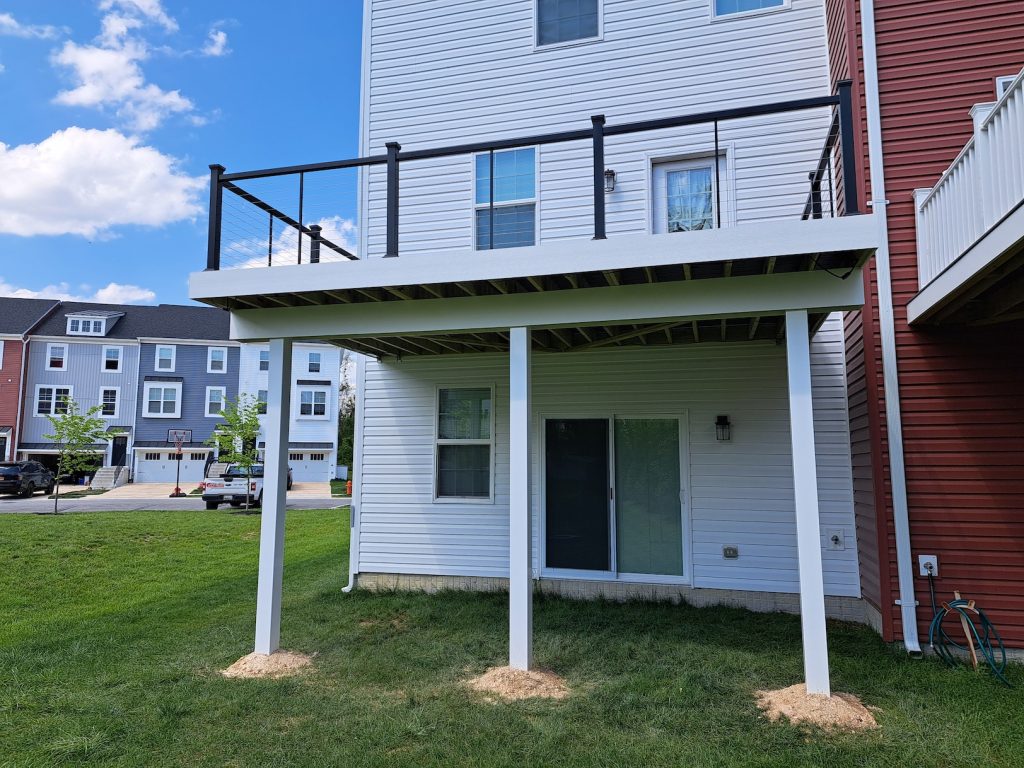 Cable Rail Townhome Deck in Parkville, MD: Makeover Monday | Fence ...