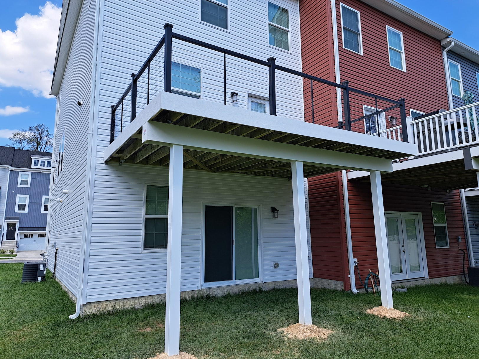 Cable Rail Townhome Deck in Parkville, MD: Makeover Monday | Fence ...