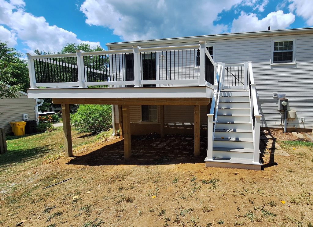 TimberTech Deck in Annapolis, Maryland: Makeover Monday | Fence & Deck ...