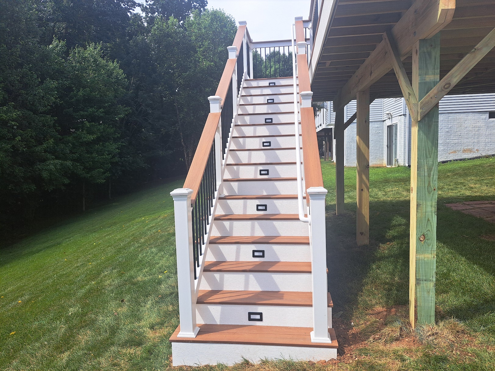 Stunning Fiberon Ipe Deck in Elkridge, Maryland: Makeover Monday ...