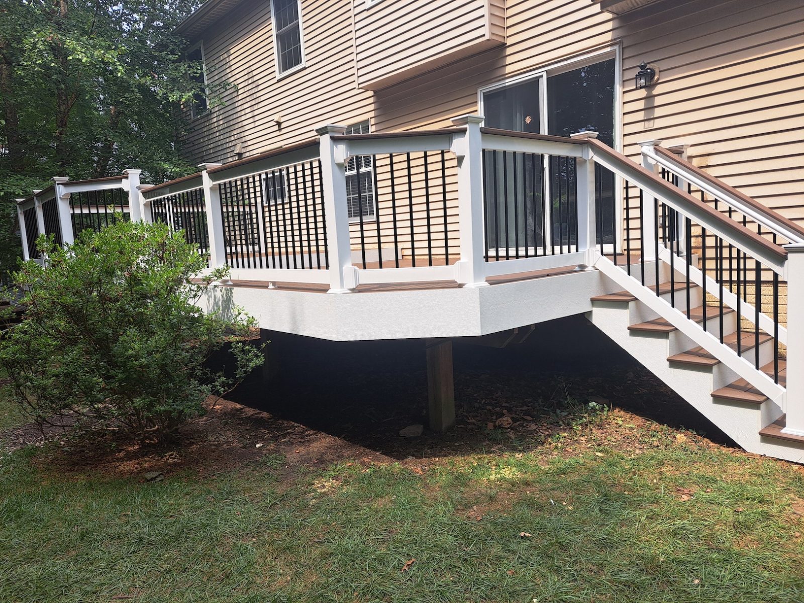 TimberTech Deck in Dark Cocoa: Makeover Monday | Fence & Deck ...