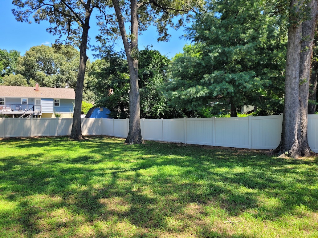 Tan Vinyl Fencing in Glen Burnie: Makeover Monday | Fence & Deck ...