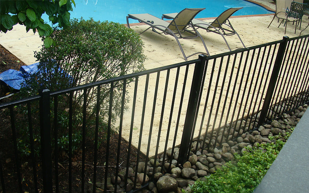 Fences – Aluminum Fences - Fence & Deck Connection
