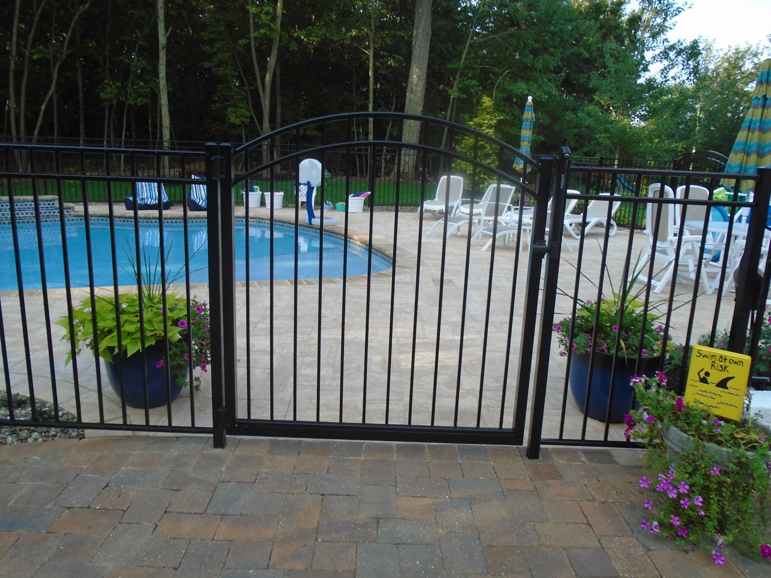Fences – Pool Fencing - Fence & Deck Connection
