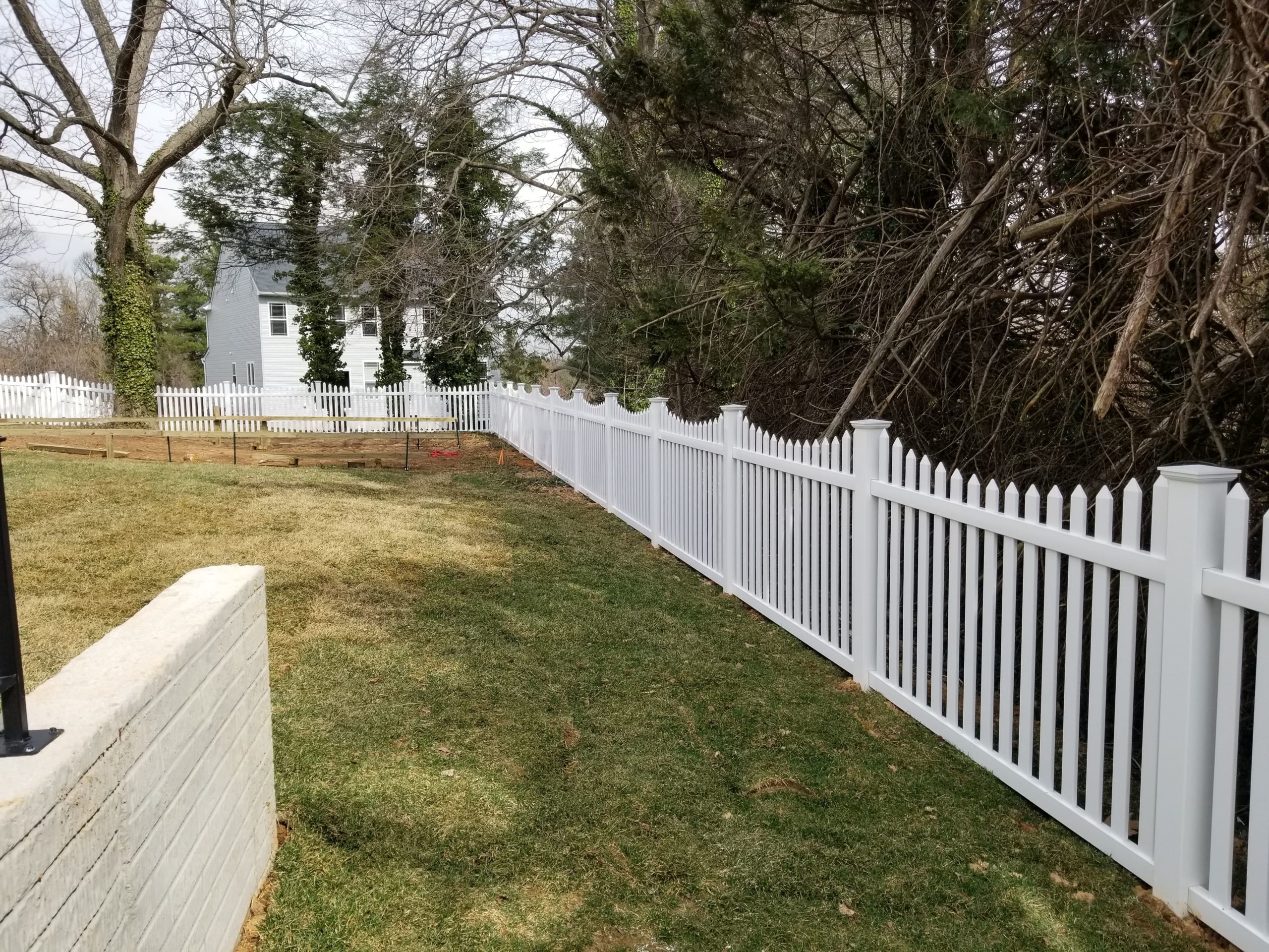 Fences – Vinyl Fences – Picket - Fence & Deck Connection