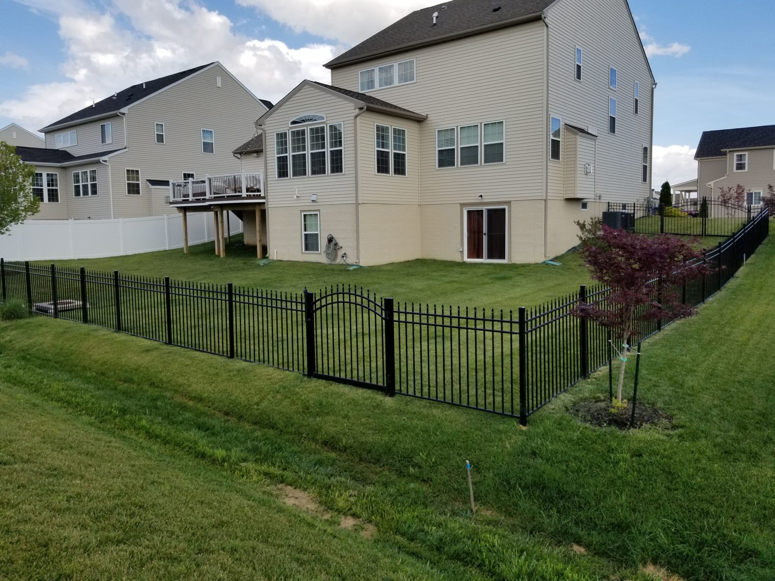 Fences – Aluminum Fences - Fence & Deck Connection