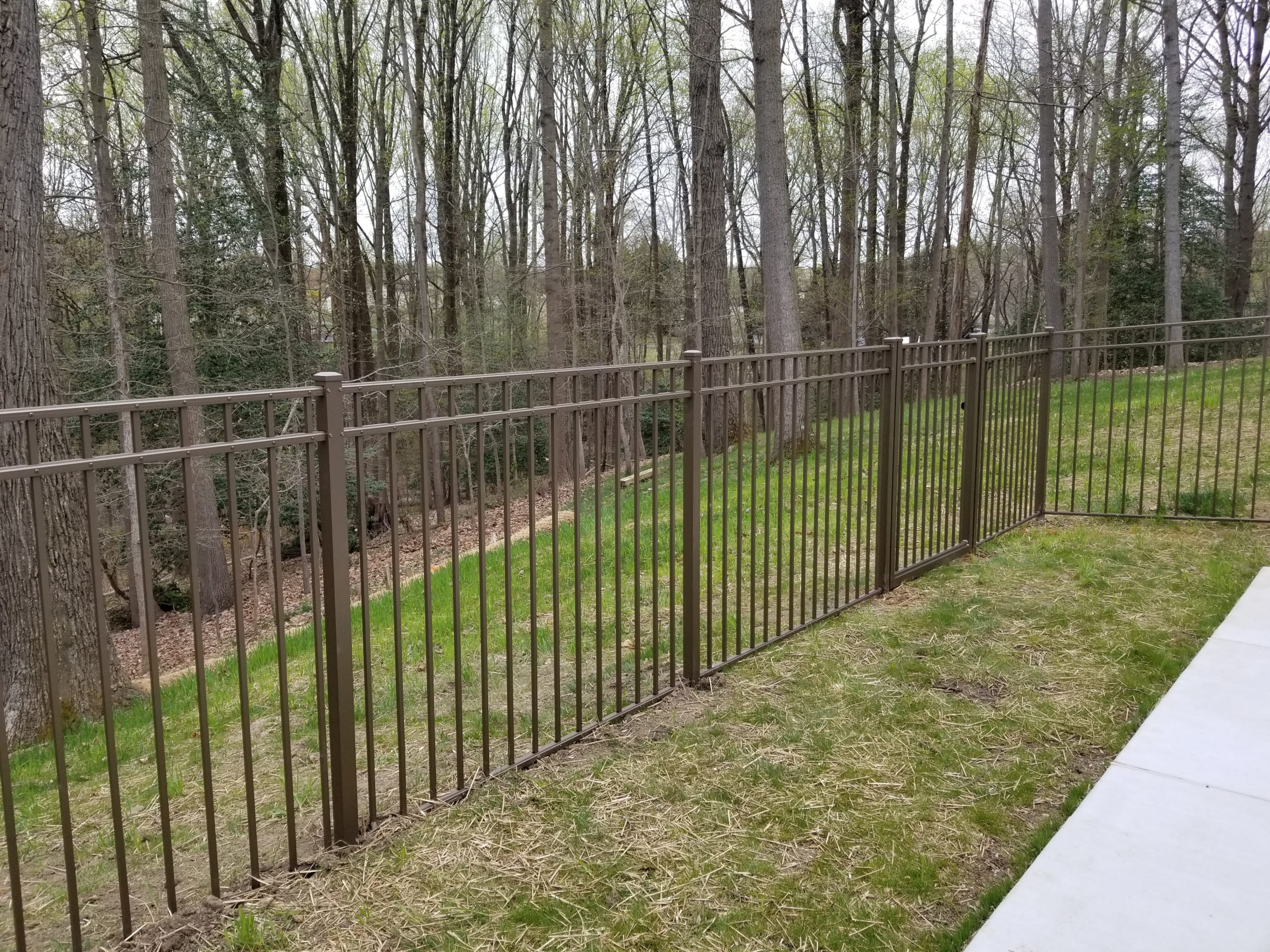 Fences – Aluminum Fences - Fence & Deck Connection