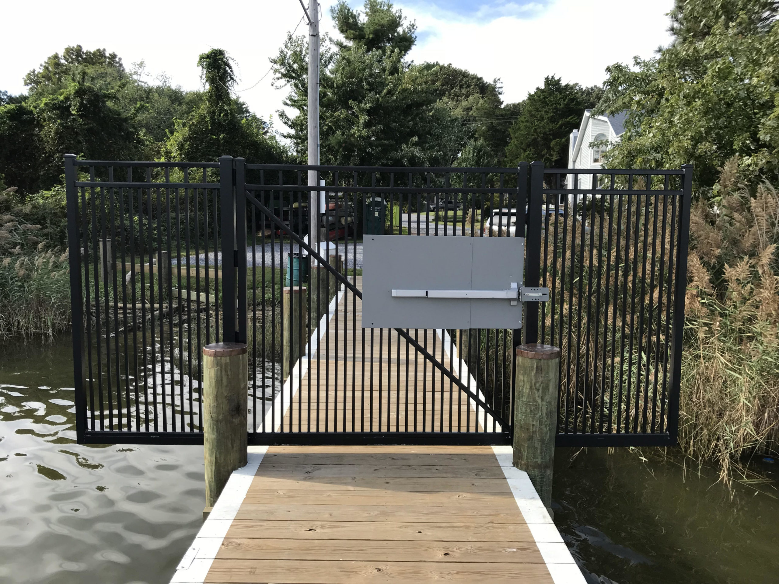 Commercial Fences – Security Fences & Gates - Fence & Deck Connection