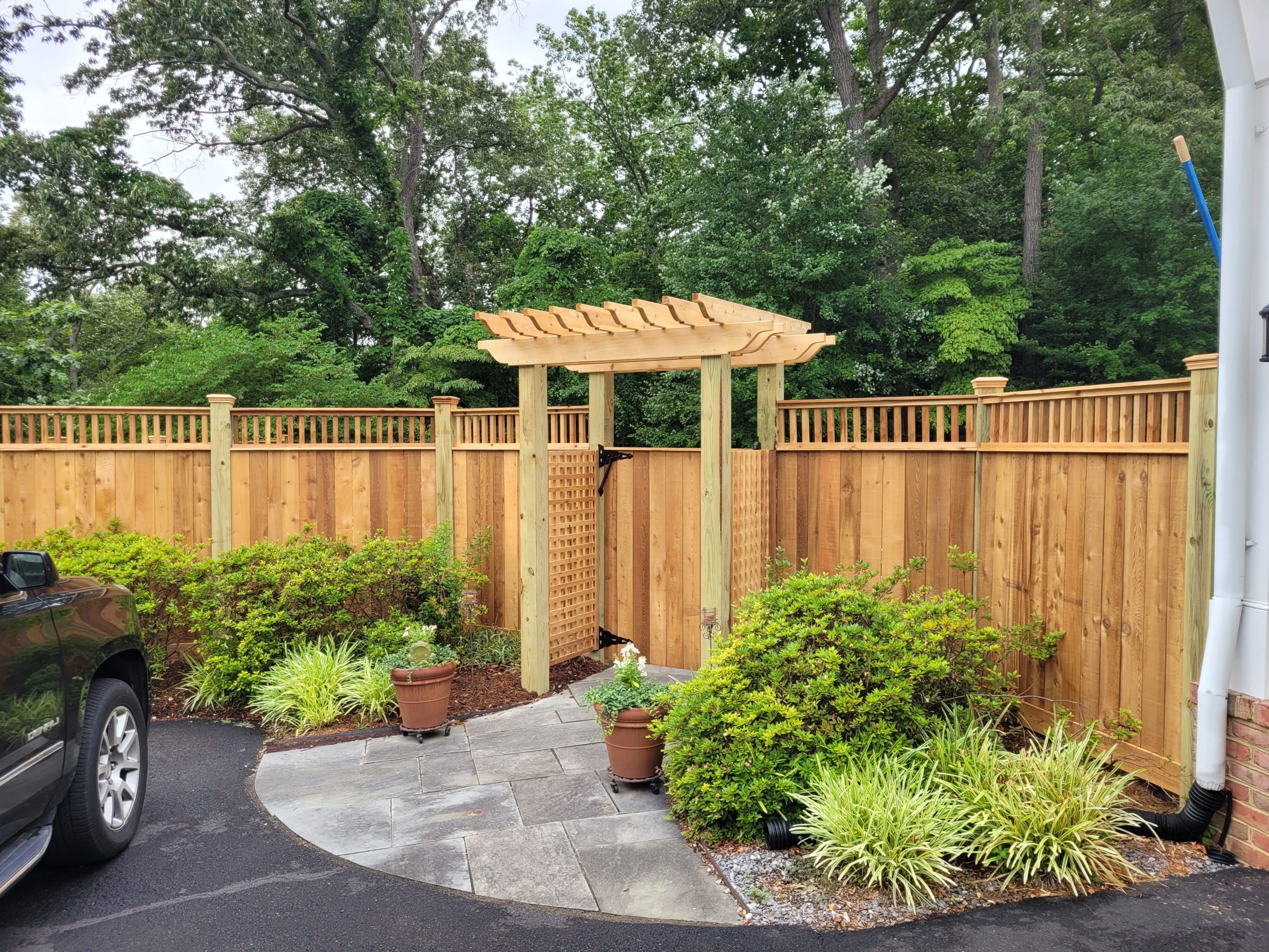 Fences – Cedar Fences - Fence & Deck Connection