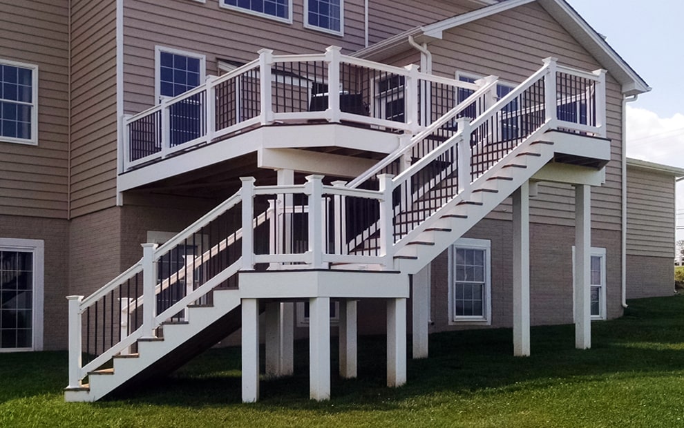 Deck builder in Baltimore County | Fence & Deck Connection