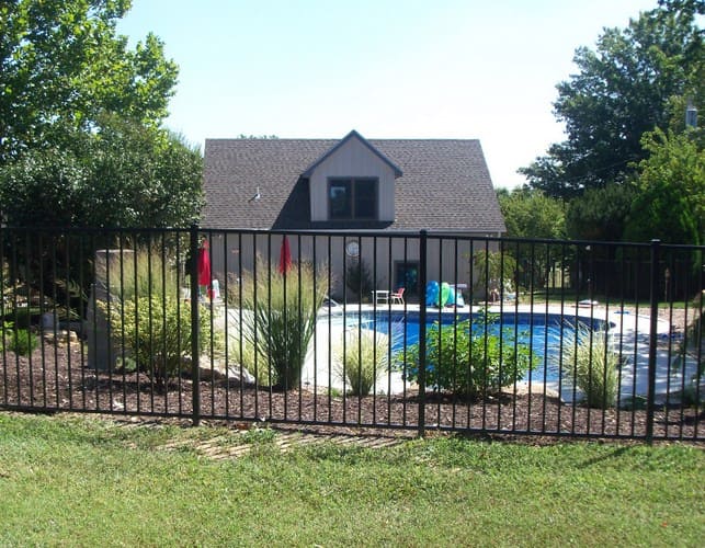 Fences – Aluminum Fences - Fence & Deck Connection