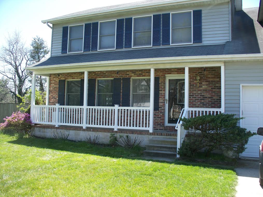 Decks – Front Porches - Fence & Deck Connection