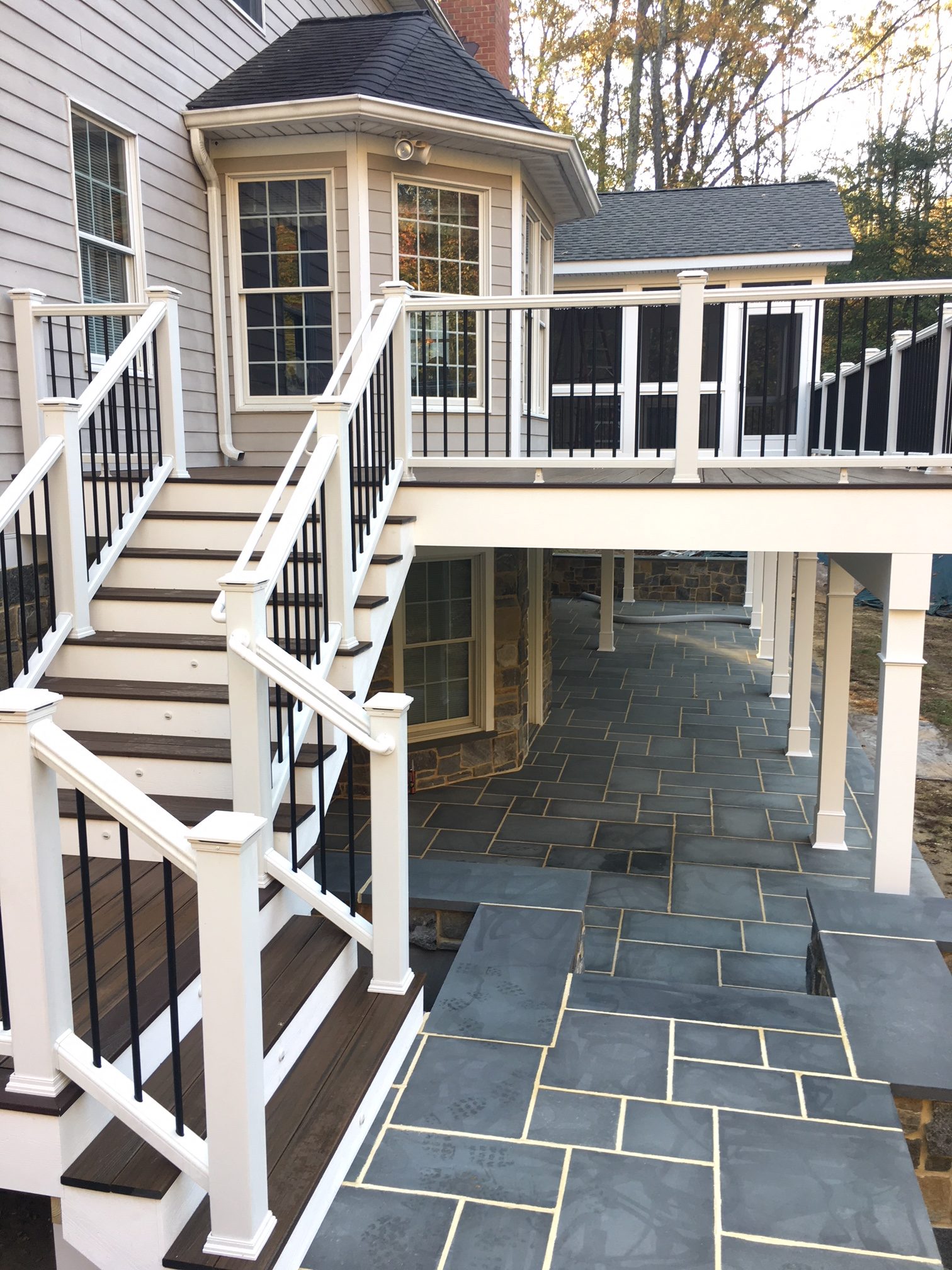 Screened Porches - Fence & Deck Connection