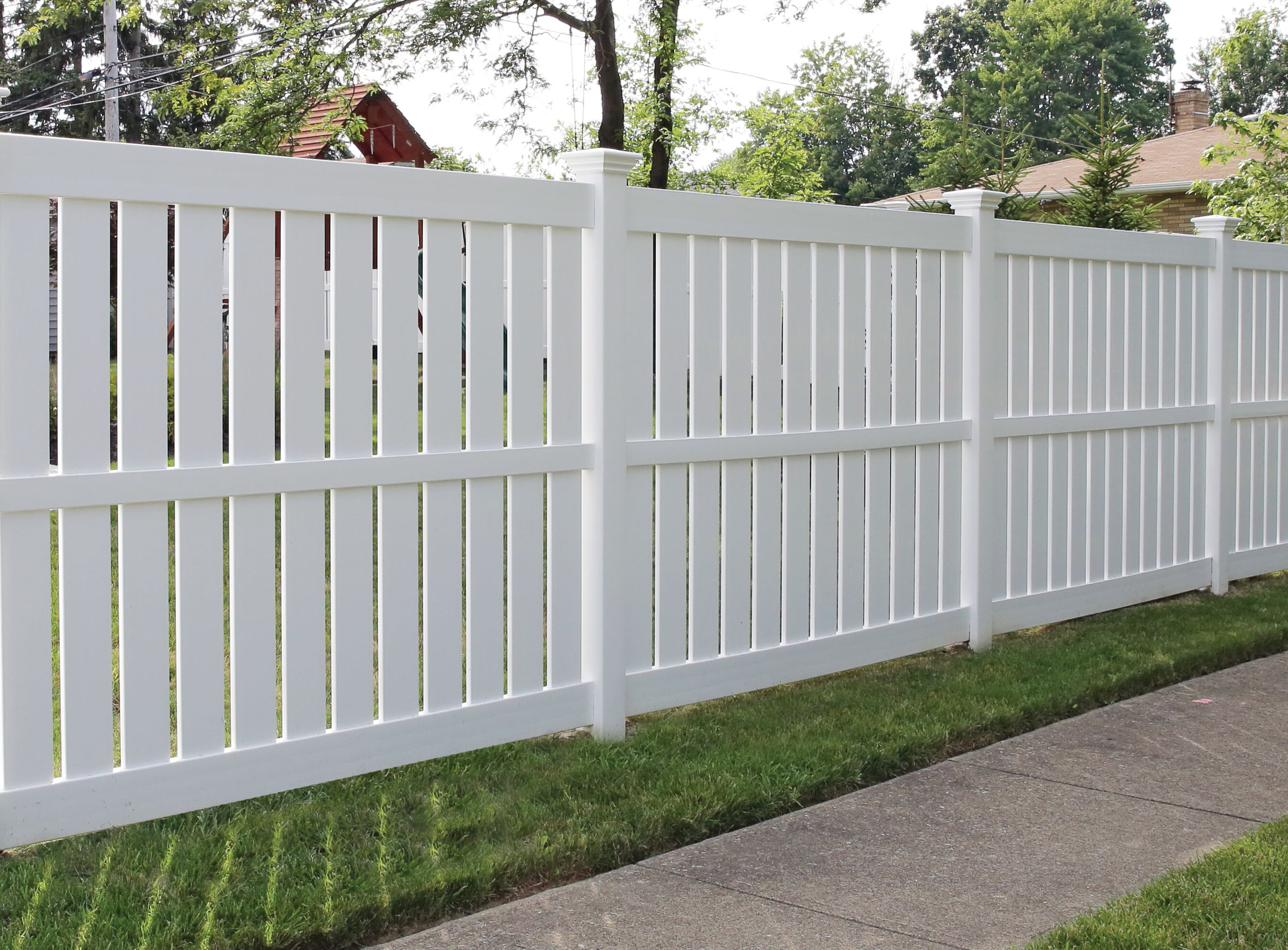 Semi-Private Vinyl Fence - Fence & Deck Connection