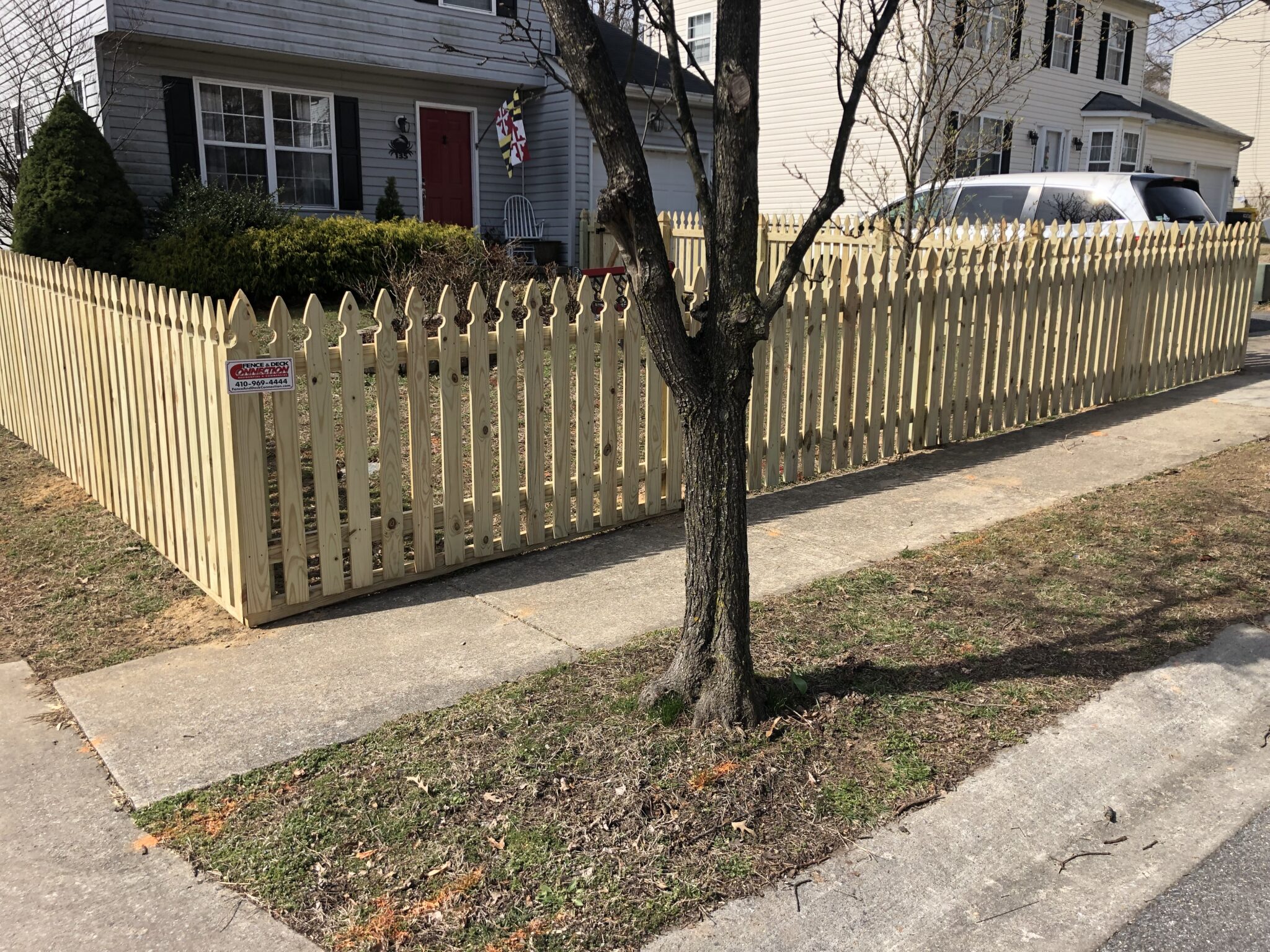 Wood Picket Fence - Fence & Deck Connection