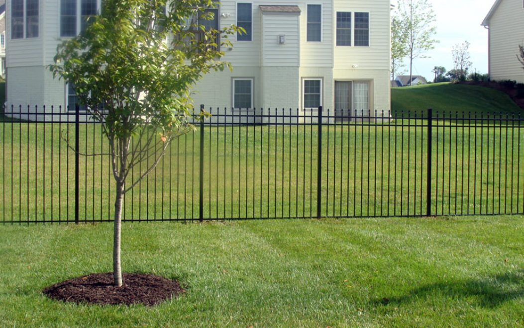 Fences – Aluminum Fences - Fence & Deck Connection